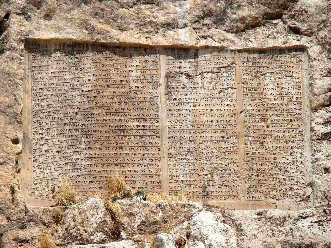 A List Of Famous Lost History: How 97% Of Human History Is Lost Today?