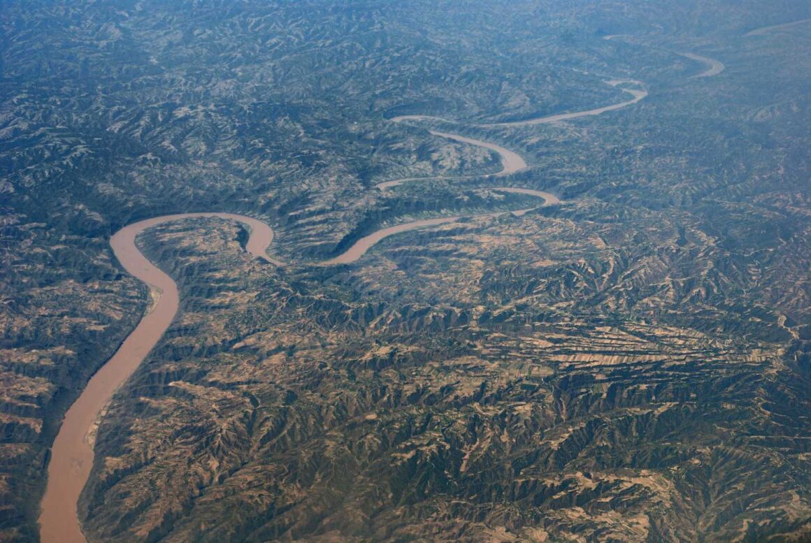 Archaeologists Unearthed 5,000-year-old ‘grave Of Giants’ In China