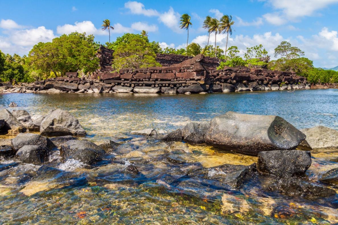 Nan Madol: A Mysterious Hi-tech City Built 14,000 Years Ago?