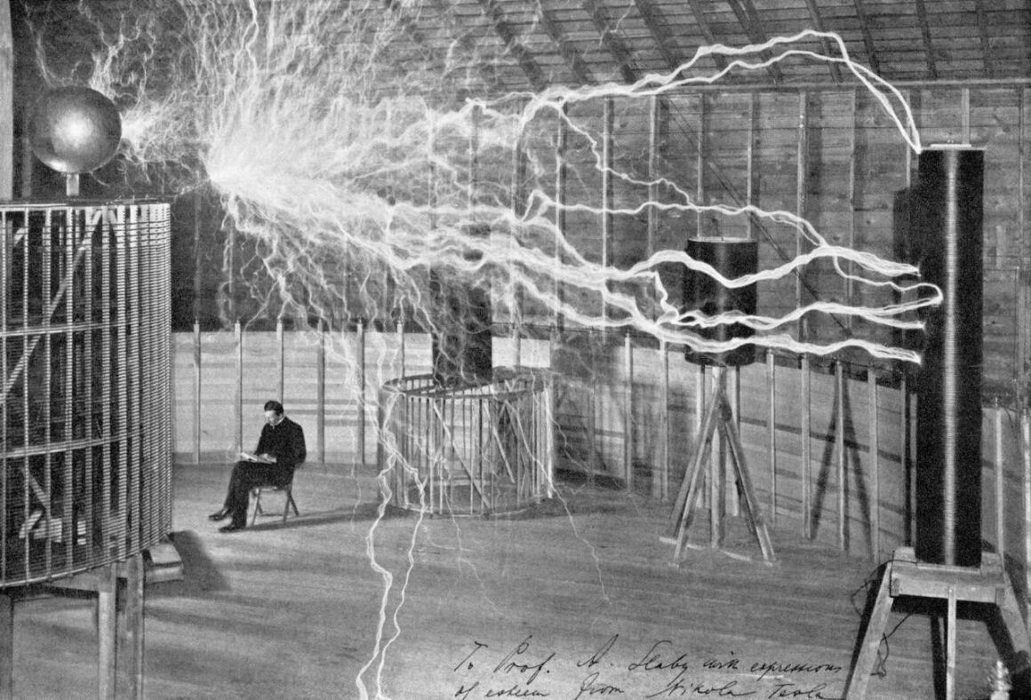 Nikola Tesla And His Involuntary Experience With The Fourth Dimension (4D)