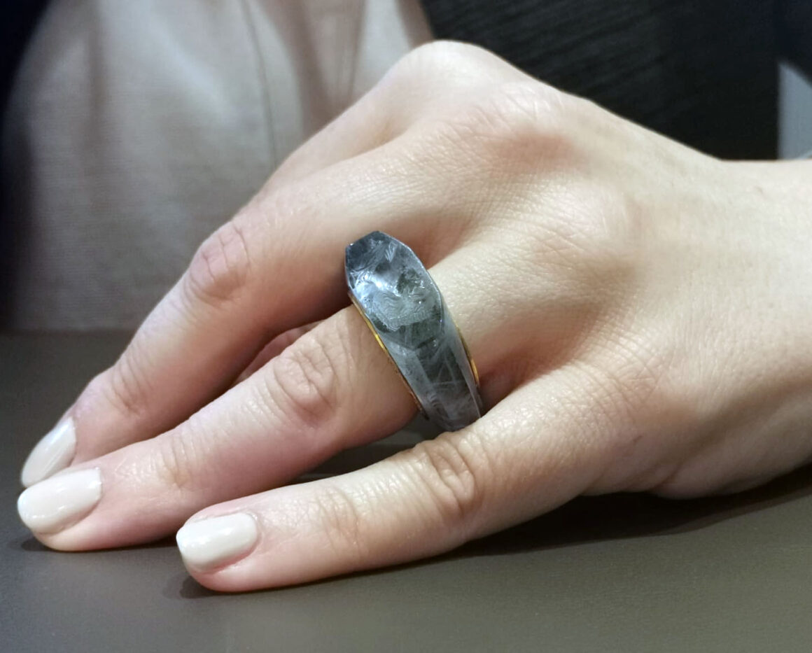 Caligula’s Stunning 2,000-year-old Sapphire Ring Tells Of A Dramatic ...